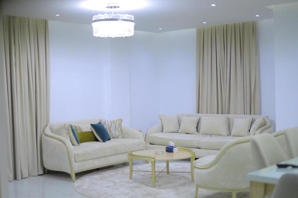 Apartment in residential building number 38A, Zayed Heights compound ...