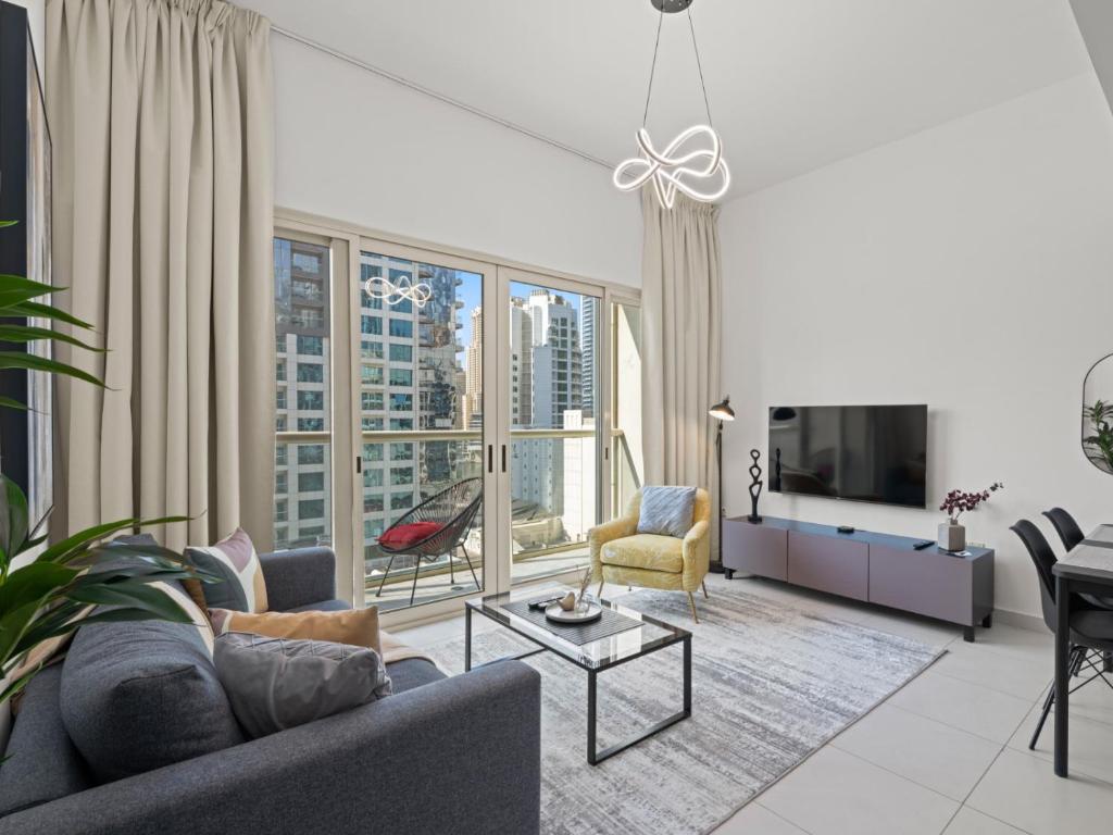 Prime Luxe 1BR w SofaBed -Sleeps 4 - In Marina View, Dubai (updated ...
