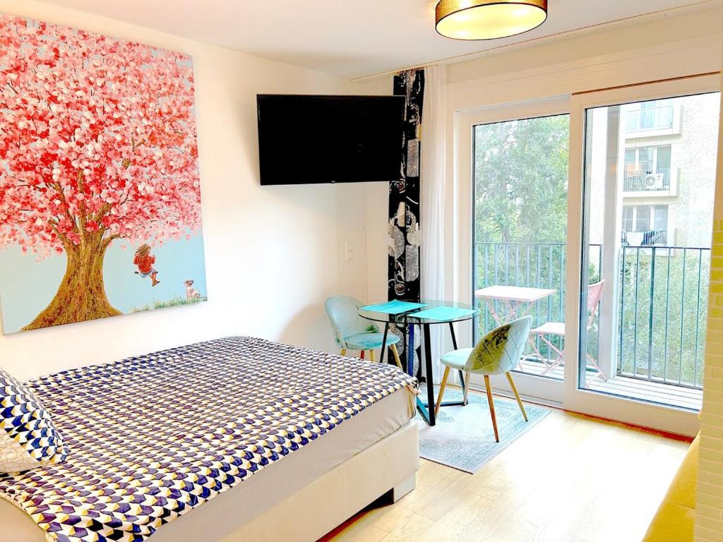Modern New Studio - Terrace, Full Kitchen in Vienna Center, Vienna ...