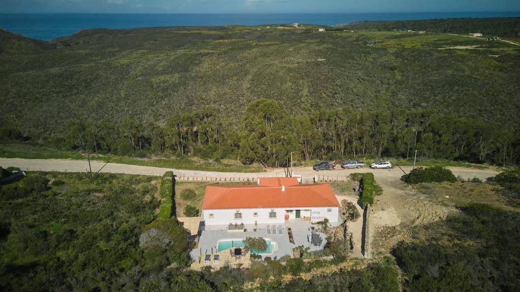 Villa Hideaway - Splendid Sea View with a Pool, Aljezur (preços ...