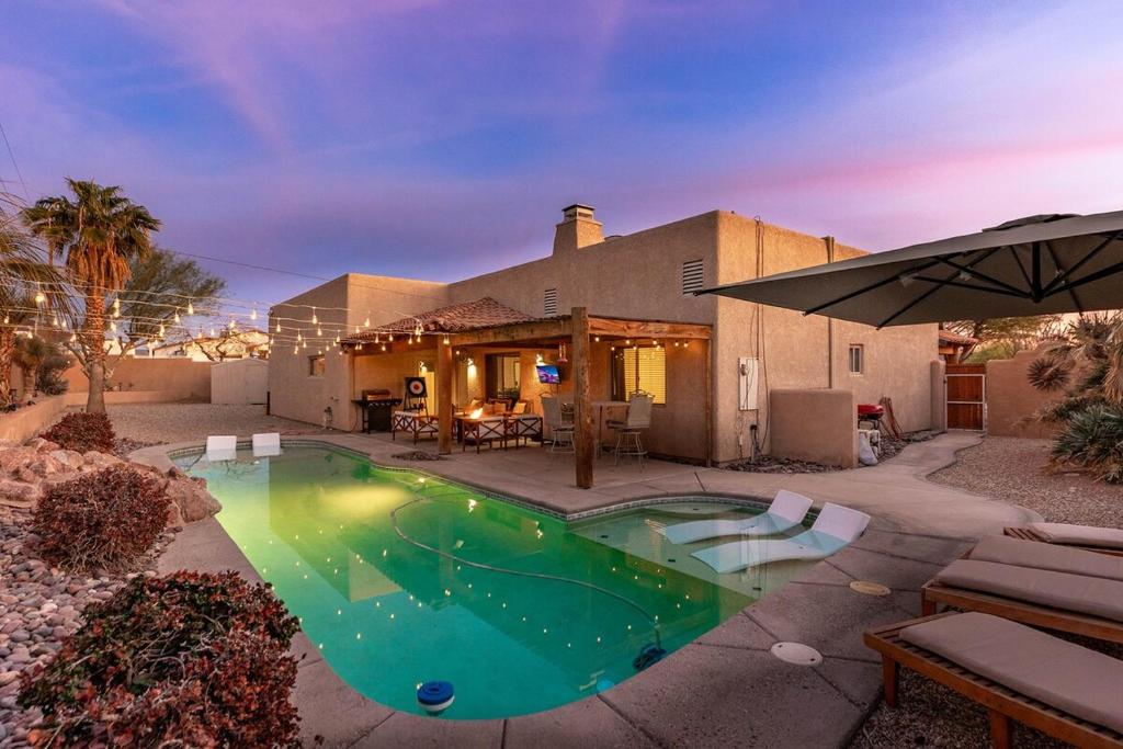 Havasu Aloha Pool Fire pit Design For Comfort, Lake Havasu City ...