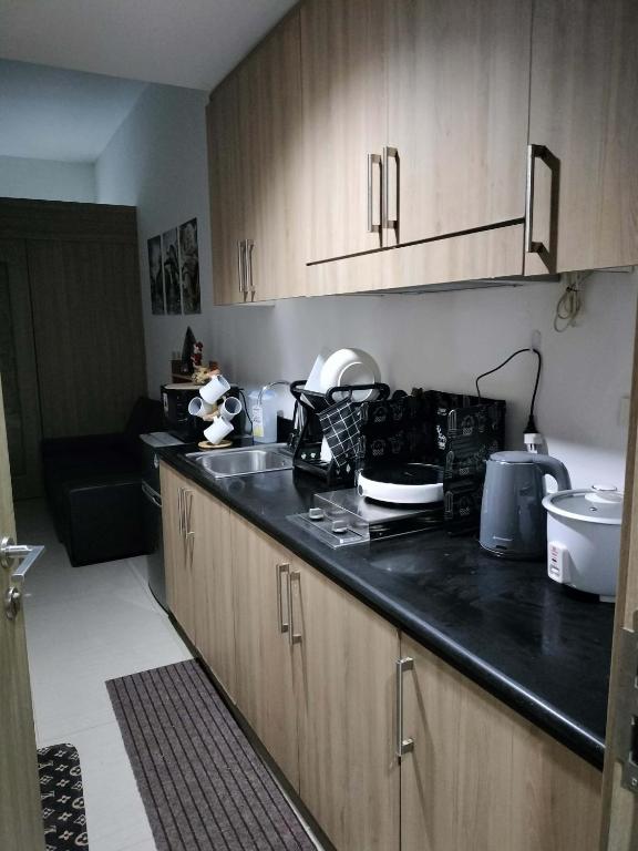 17th floor Facing MOA, Manila (updated prices 2026)
