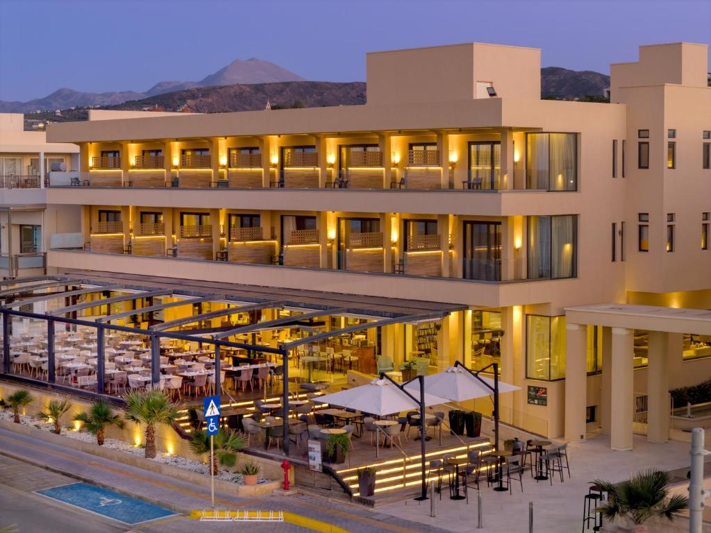Atlantis Beach Hotel, Rethymno (updated prices 2026)
