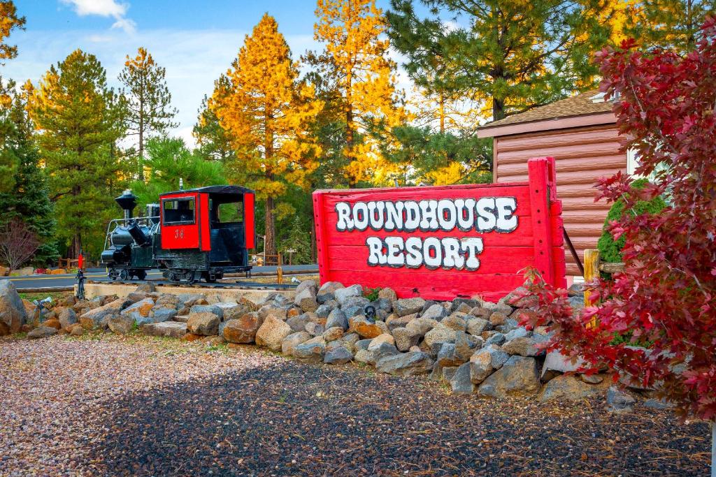 Oak-Lodge Full K - Roundhouse Resort and Spa، Indian Pine (أسعار محدثة ...