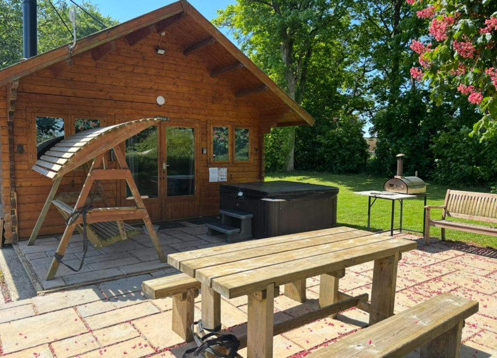 Seiriol at Llanfair Hall, Dwyran (updated prices 2025)