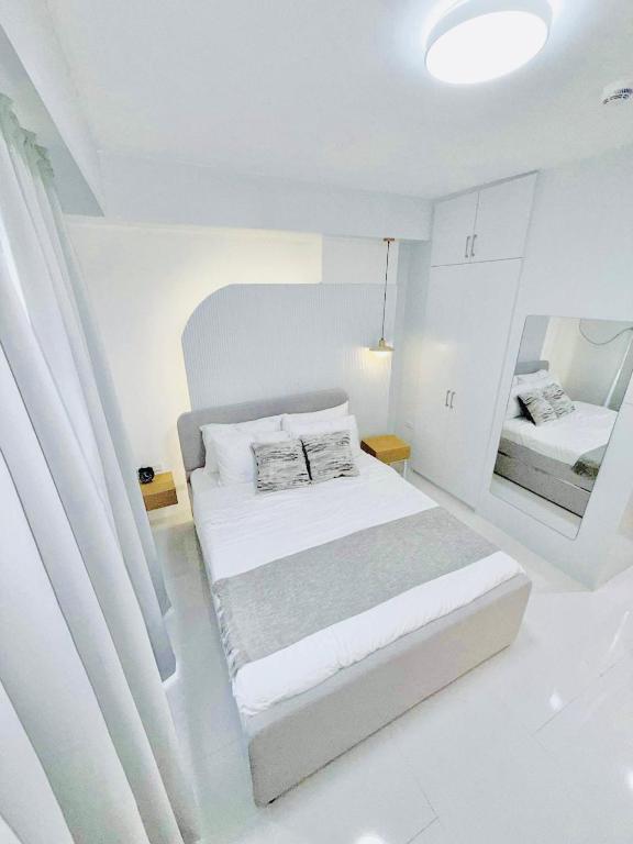 Simple White Scape at Mesavirre Bacolod, Bacolod (nove cijene za 2026.)