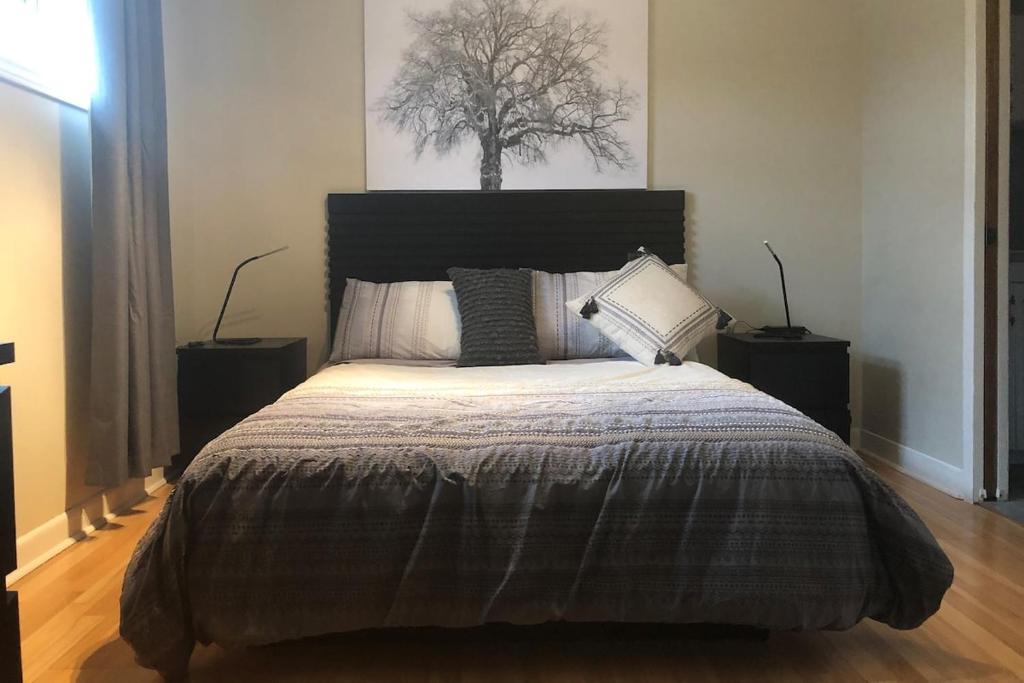 2 et demi au centre économique de la ville, Quebec City की (2026 के लिए ...