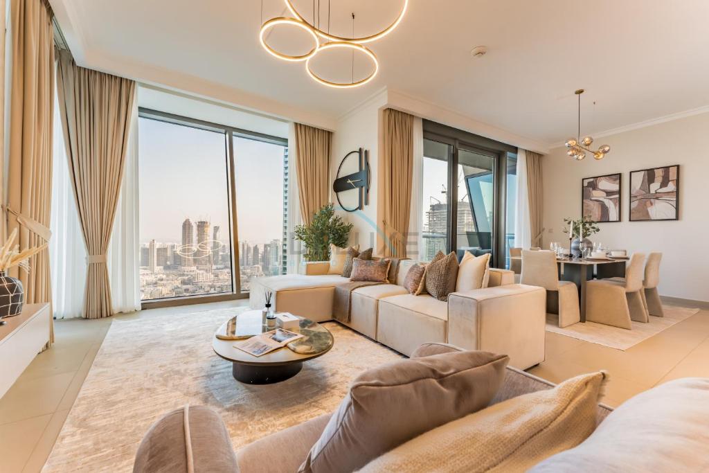 High Floor with Direct Burj Khalifa and Fountain Views, Just Steps from ...