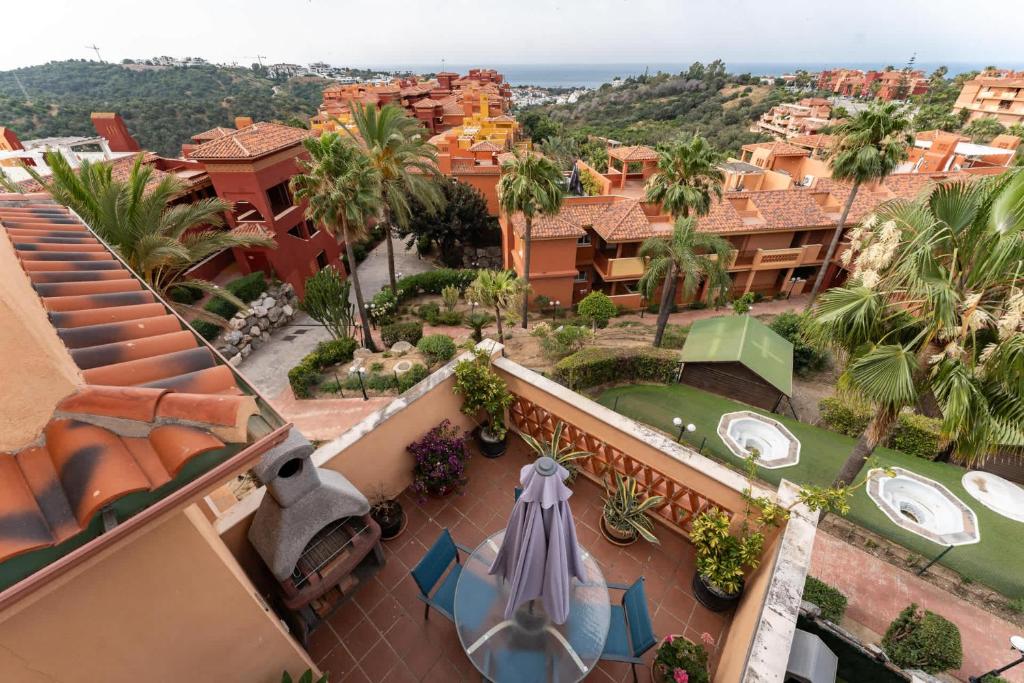 Sea View Penthouse in La Reserva de Marbella, Marbella (updated prices ...