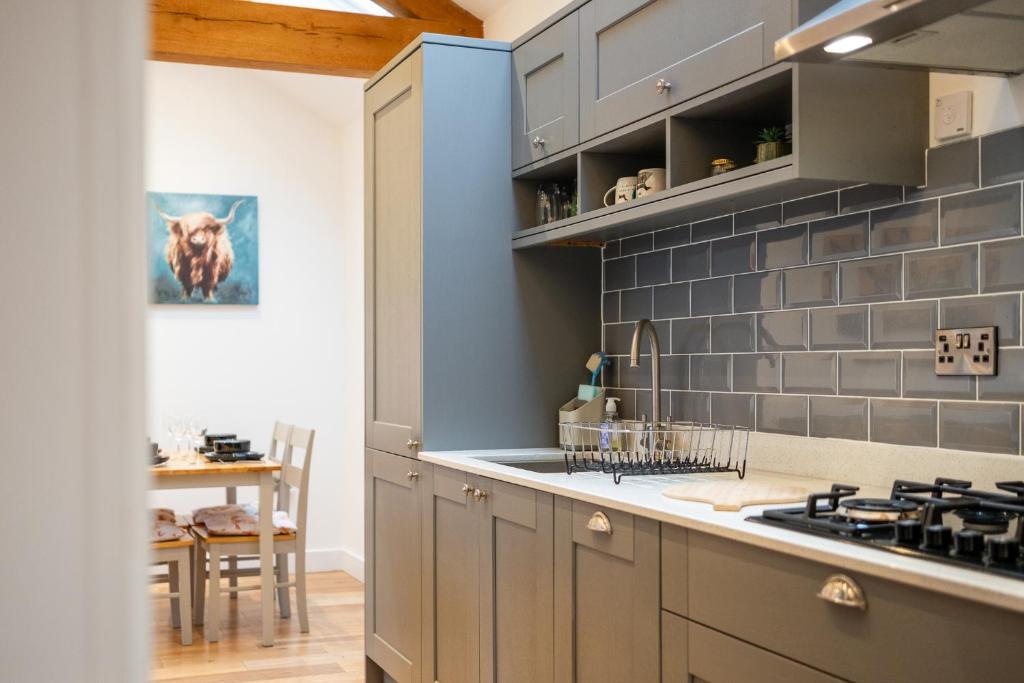 Beautiful 2 Bedroom Barn in Cerney Wick, South Cerney (updated prices 2026)