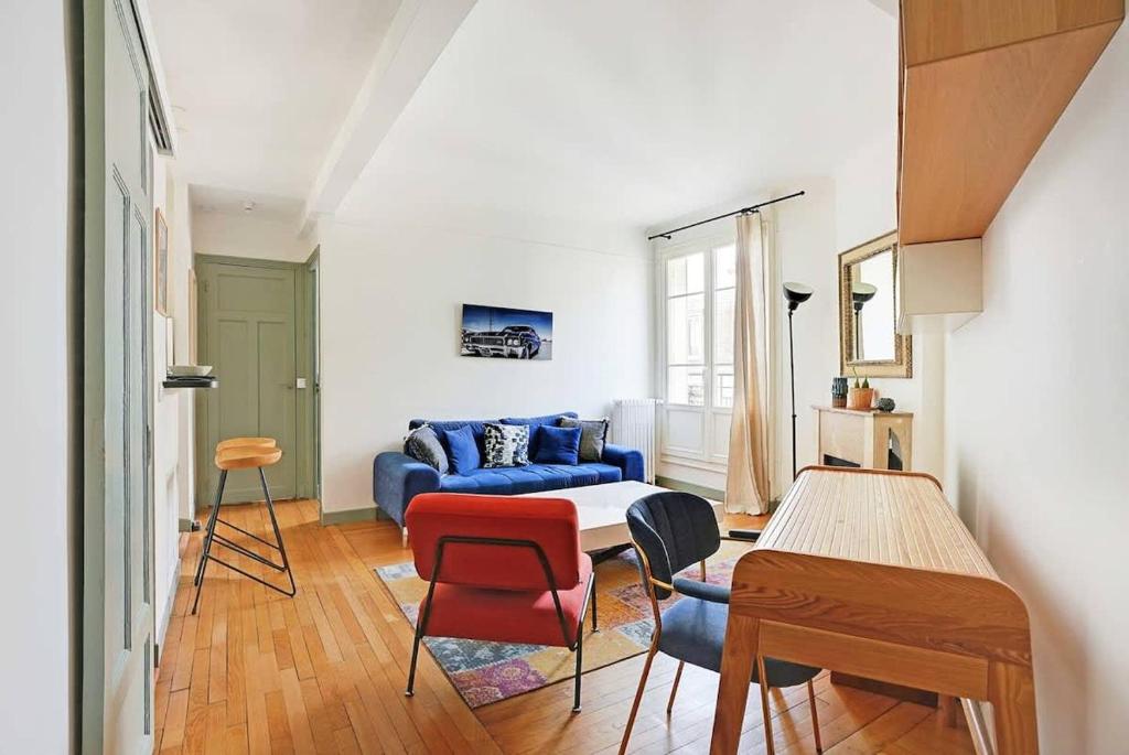 Beau T2 avec balcon Montmartre, Paris (updated prices 2026)
