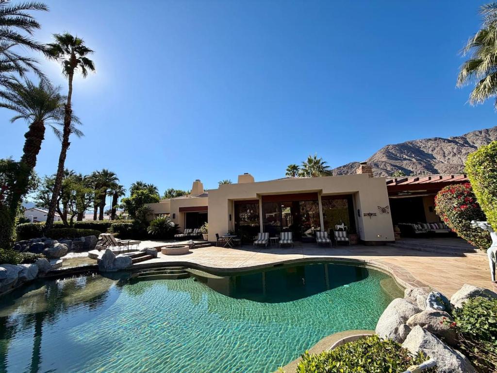 La Quinta Mountain Estate w Pool and Resort Access, La Quinta (updated ...