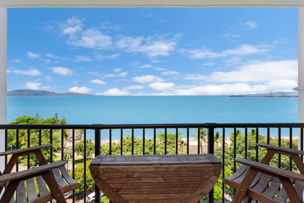 Studio 909 - Ocean views on the seafront, Townsville (tarifs actualisés ...
