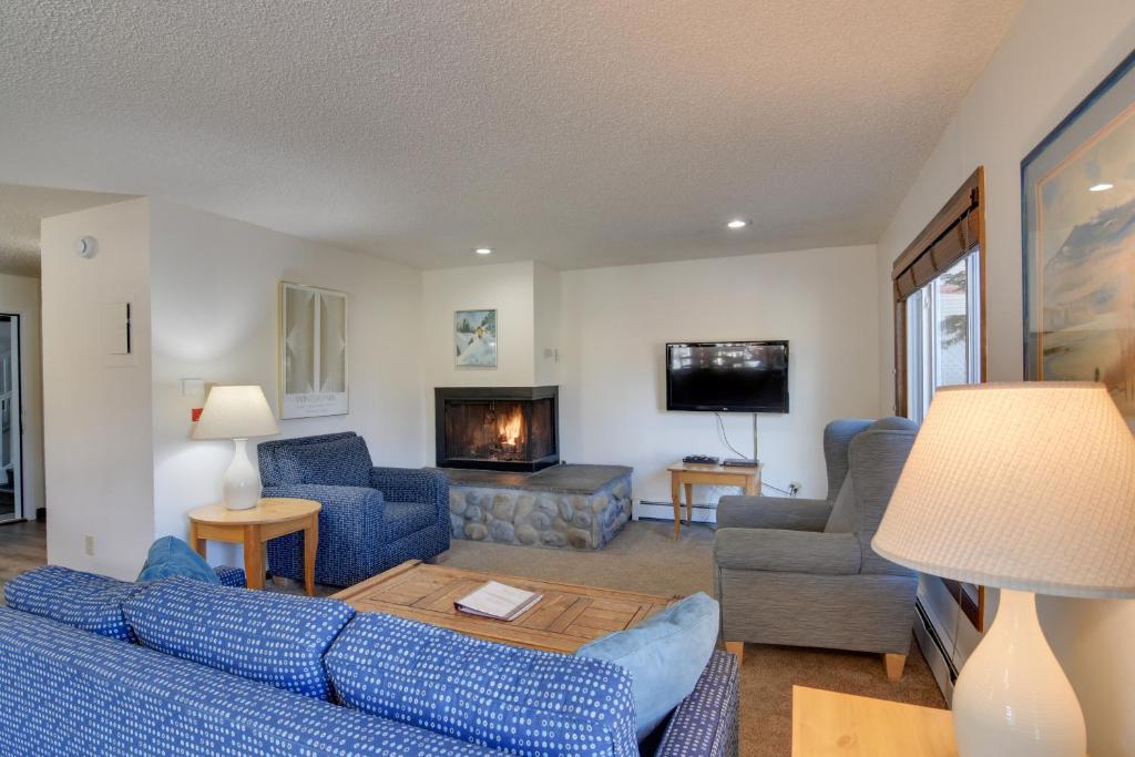 Walk to Ski Shuttle! Ideal Winter Park Base Camp, Hideaway Park ...