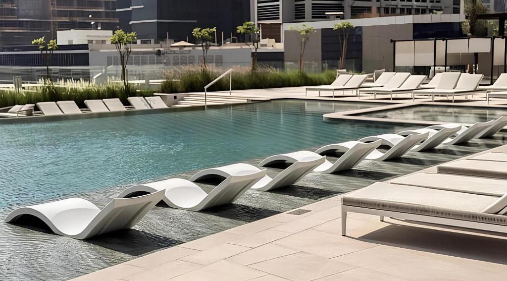 Burj Khalifa and Canal view 2 BDR Apartment（ドバイ）：（最新料金：2026年）