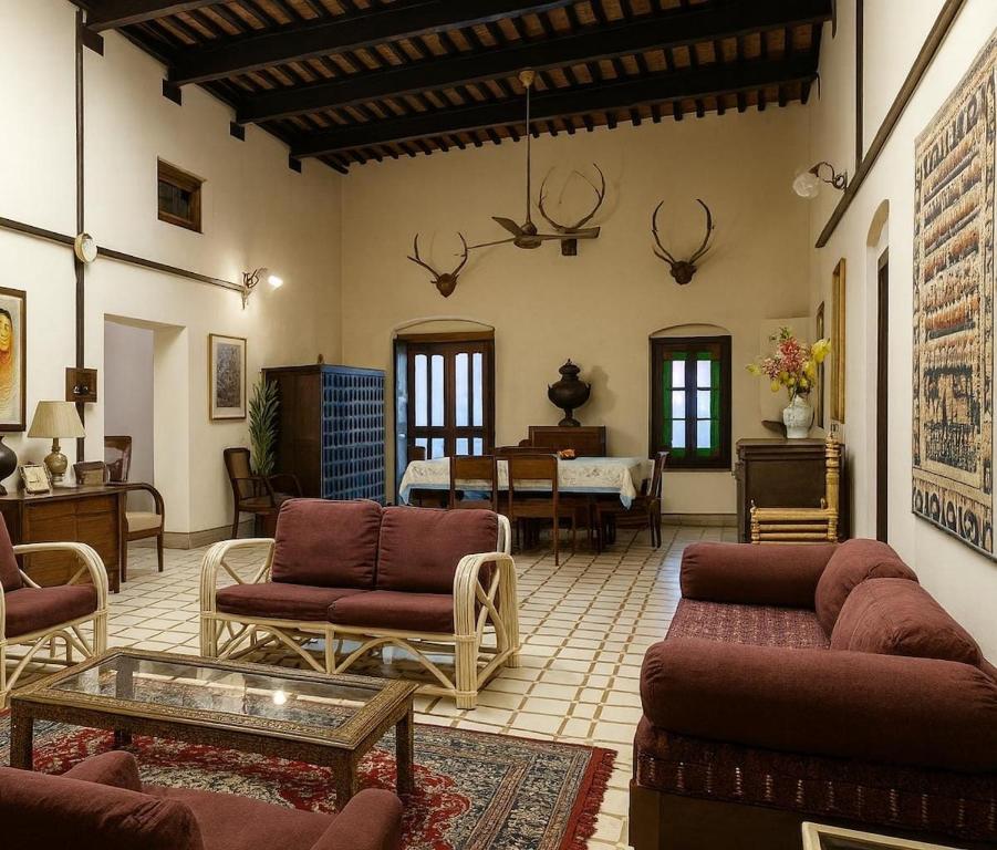 Golden Bliss 3BR Since 1889 Near Golden Temple, Amritsar (updated ...