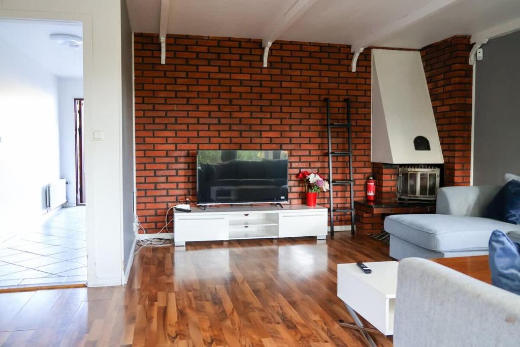 Peaceful House Outside Gothenburg - 4 BR - Parking - Close to Nature ...