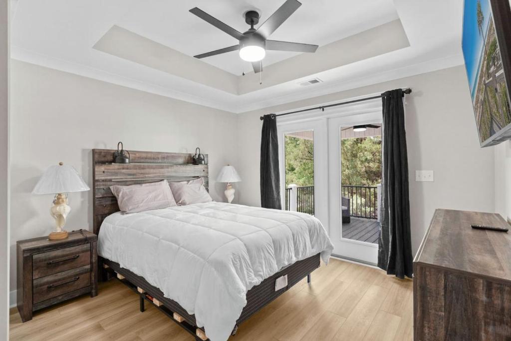MH14B - Luxury Beach House, Elevator, Golf Cart and Grill, מירטל ביץ ...