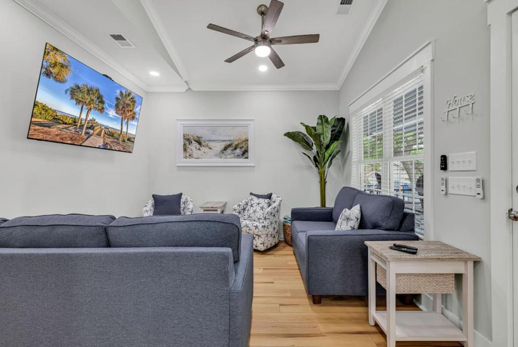 N80 - Ocean Lakes New Build, Steps to Beach and Balcony!, Миртл-Бич ...