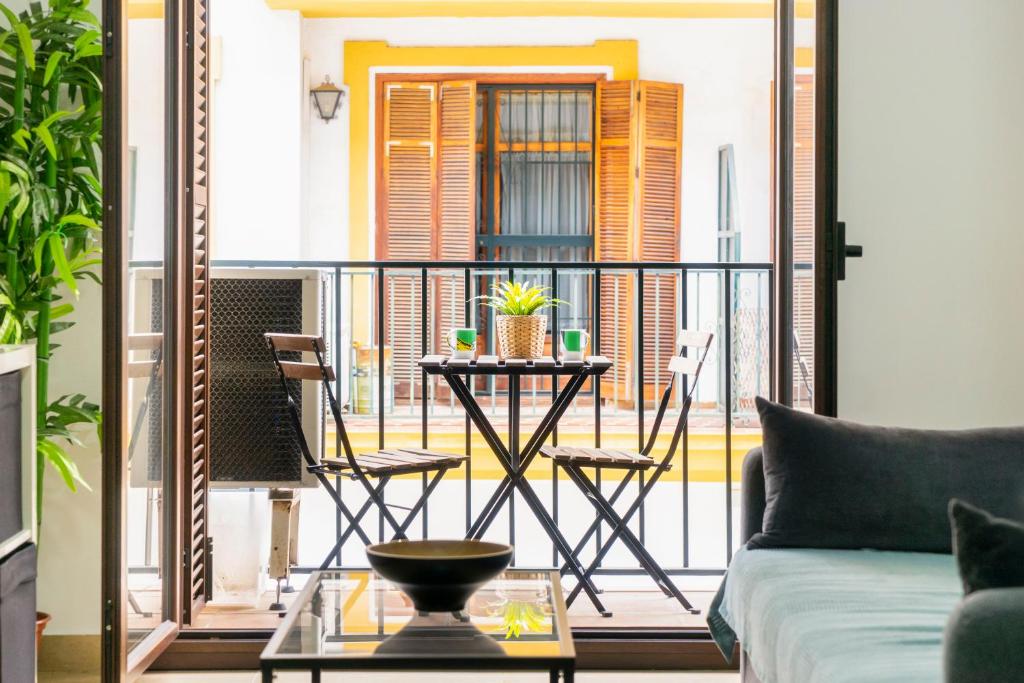 Alohamundi Gran Poder, Séville (tarifs actualisés, 2025)