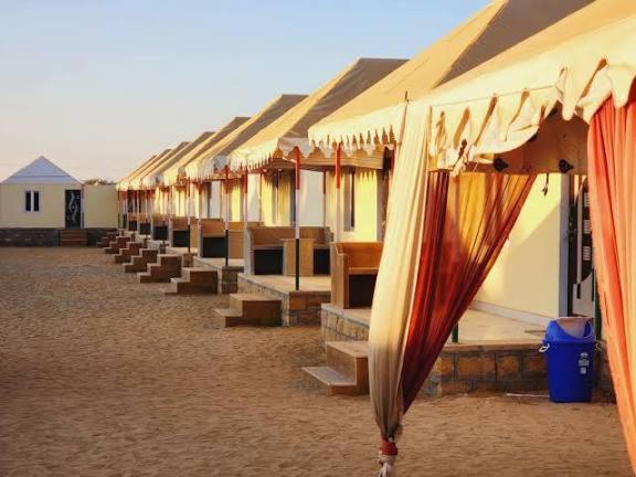 Desert camp Sam, Sām (precios actualizados 2026)