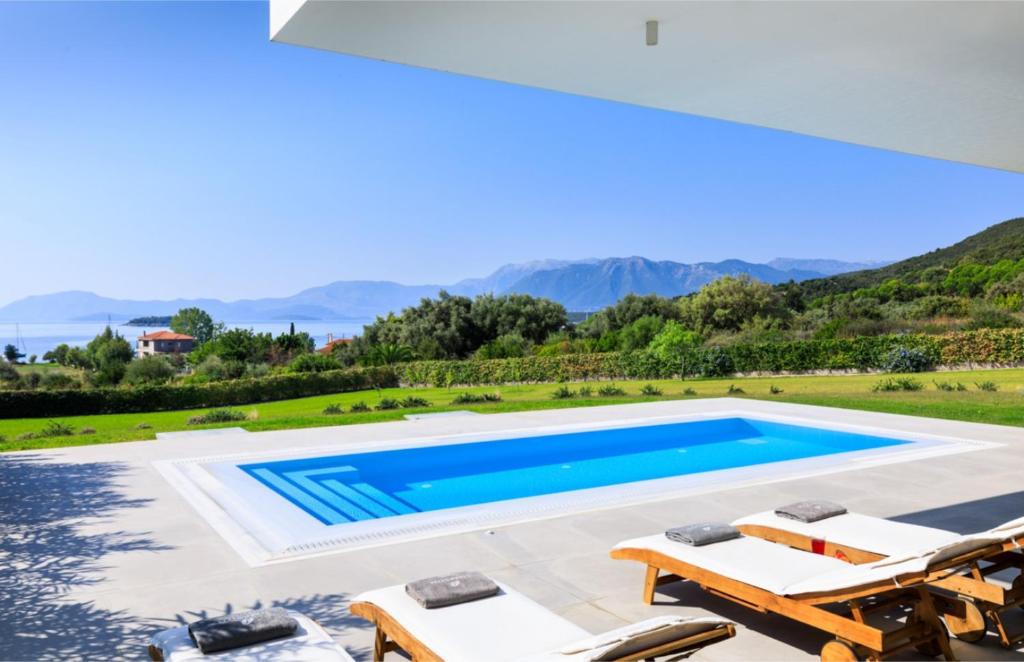 Varko - Apollo, Lefkada Town (updated prices 2026)