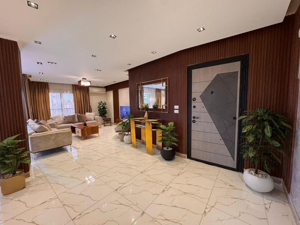 Luxury apartment, Mohandeseen, Syria Streetشقة فاخرة المهندسين شارع ...