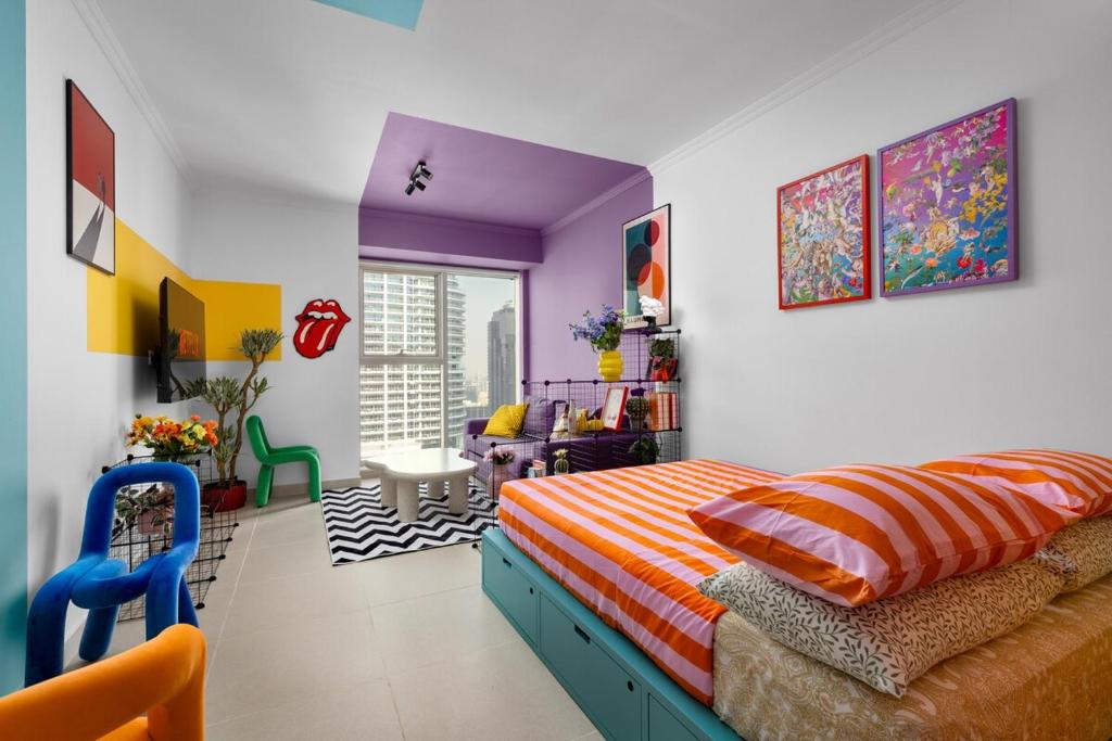 Waves - Vibrant JLT Stay - Modern Funky Studio, Dubaj (2026 legfrissebb ...