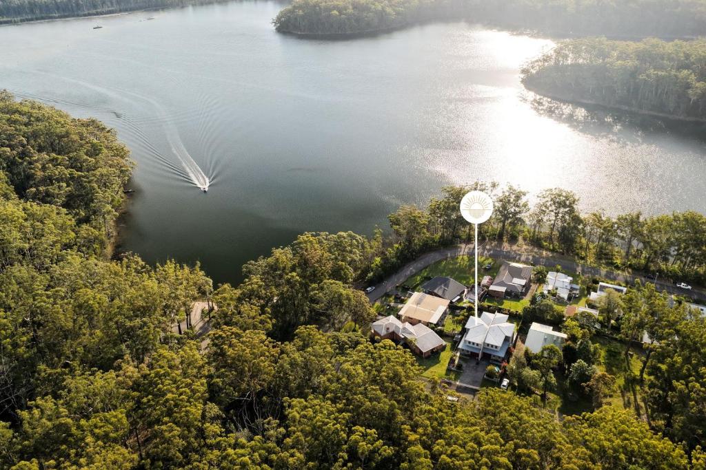 Berringer Bliss, Unwind and reconnect at the lake, Manyana (updated ...