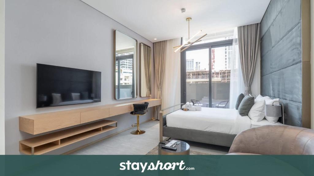 StayShort - A Deluxe and Chic Studio in The Autograph JVC، دبي (أسعار ...