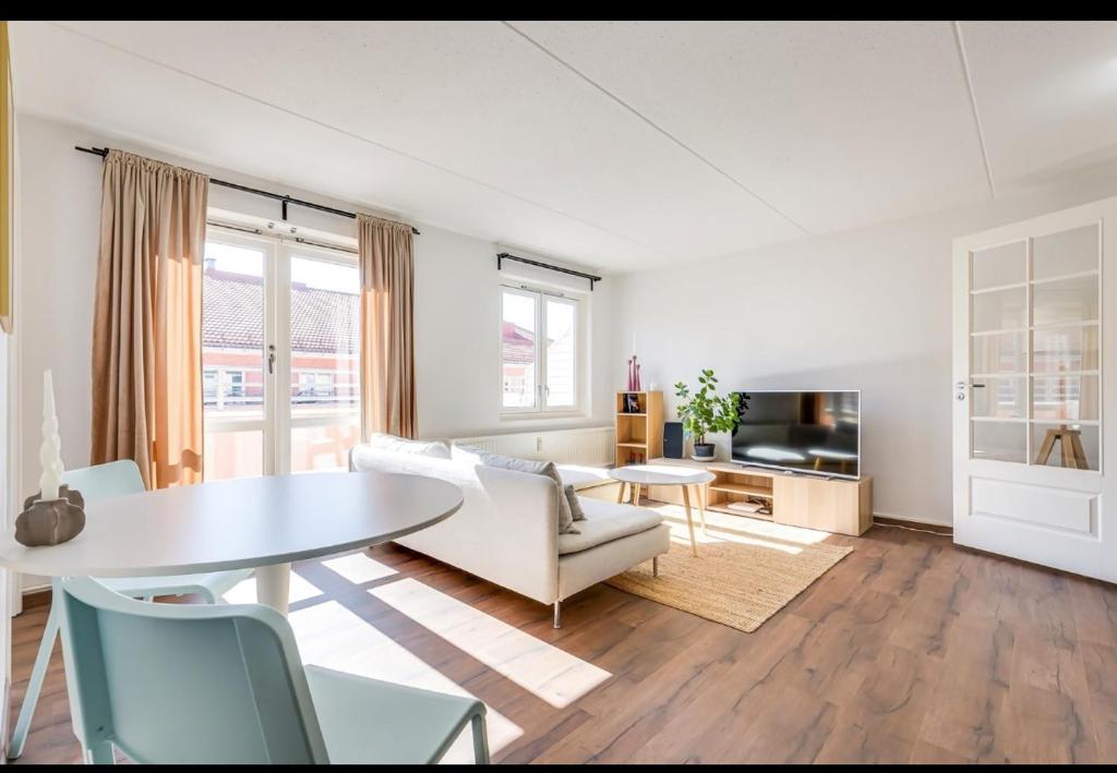 Central and charming in the middle of Oslo city center, Oslo (updated ...