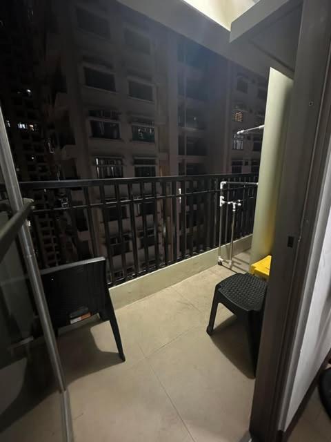 2 Bedroom Apartment with MRT LRT Access in Cubao, מנילה (מחירים ...