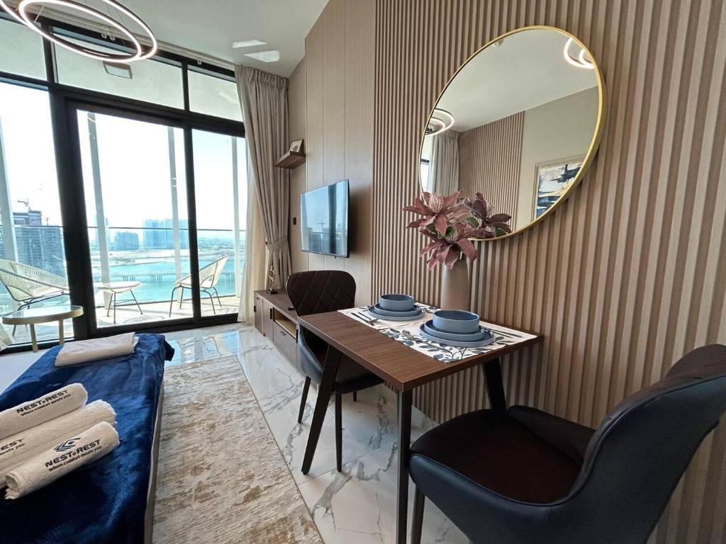 Cozy Studio Apt with balcony - Al Maryah Vista 1, Abu Dhabi (tarifs ...