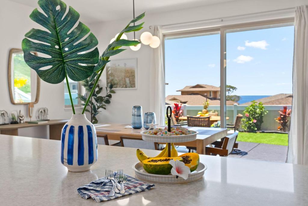 ML Aloha Hoonani 3BR Home MT & Ocean Views, Makaha Valley (актуальные ...