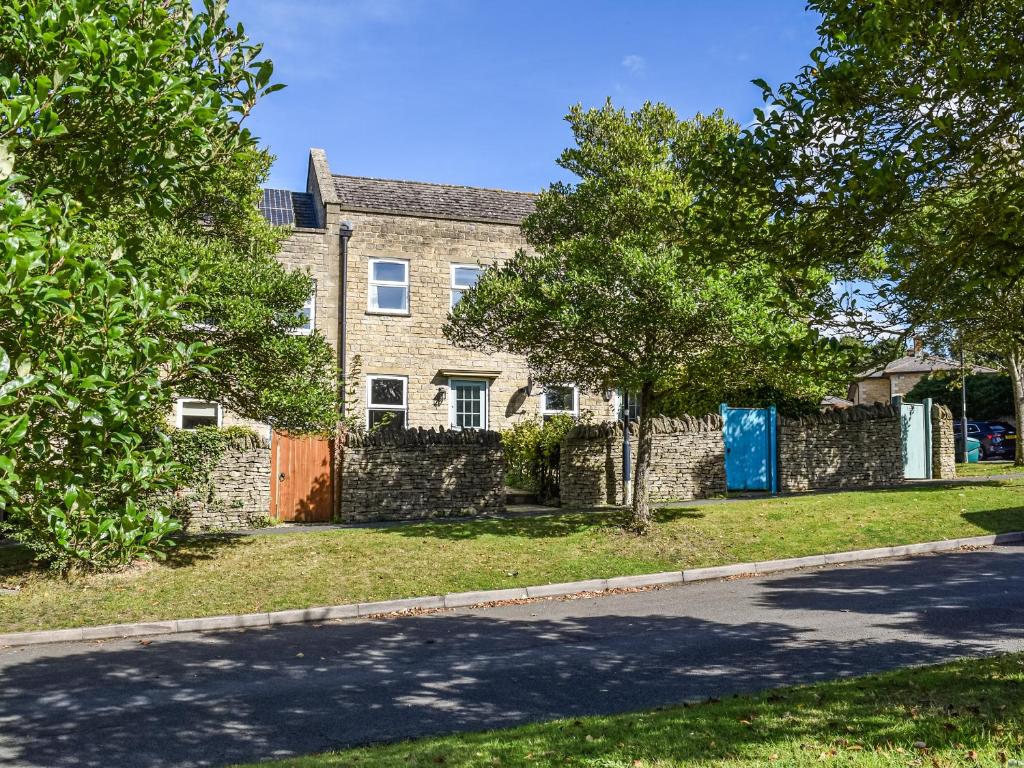 The Cottage On The Green - Uk47990, Chipping Norton (updated prices 2026)