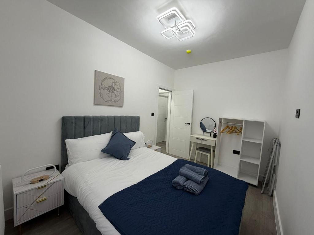 Large Family and Group Home in Cardiff Central, Cardiff (2026. aasta ...