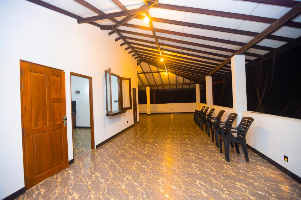 Sandy Beach Club, Negombo (precios actualizados 2026)