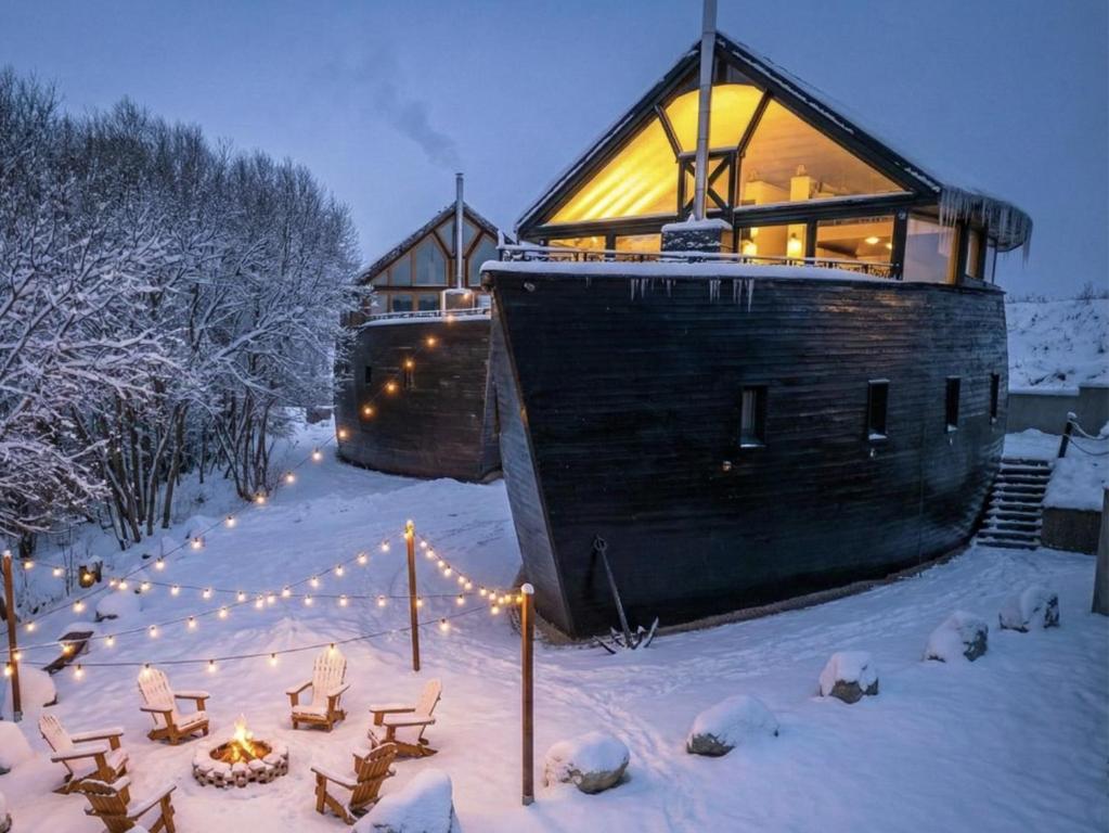Unique Boat Shaped House at Lakefront #instaWORTH, Liptovský Mikuláš ...