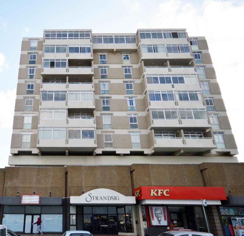 Strandsig 308, 96 beach road, Strand (2026 legfrissebb árai)