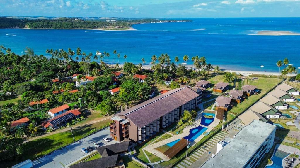 O Incrível Atlântico Carneiros pé na areia by HM Temporada, Praia dos ...