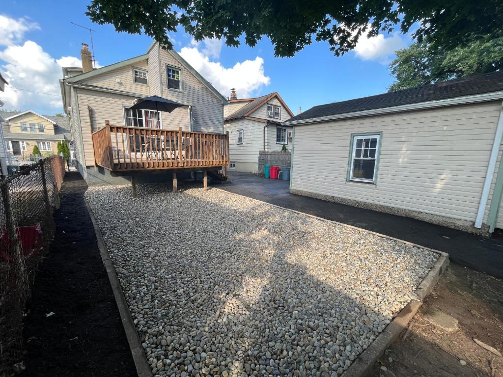 Perfect full private first floor home with convenient amenities, Union ...