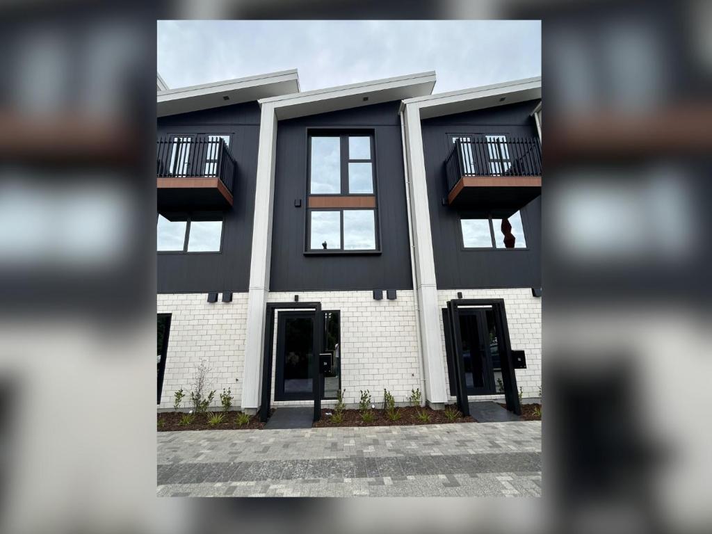 Modern CBD Parkview Townhouse with Stadium View, Christchurch (tarifs ...