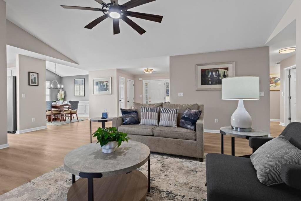 Comfortable 4BR Stay | Room for Everyone, Dallas (updated prices 2026)