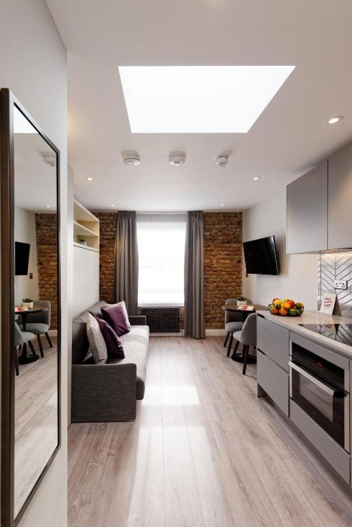 Nice Studio located at 4th floor in Notting Hill., Londres (precios ...
