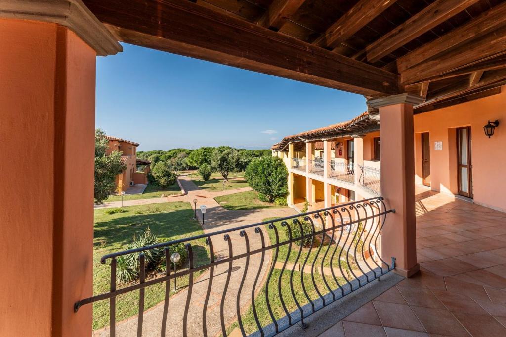 Comfy studio with patio and pool, Foxiʼe Sali (precios actualizados ...