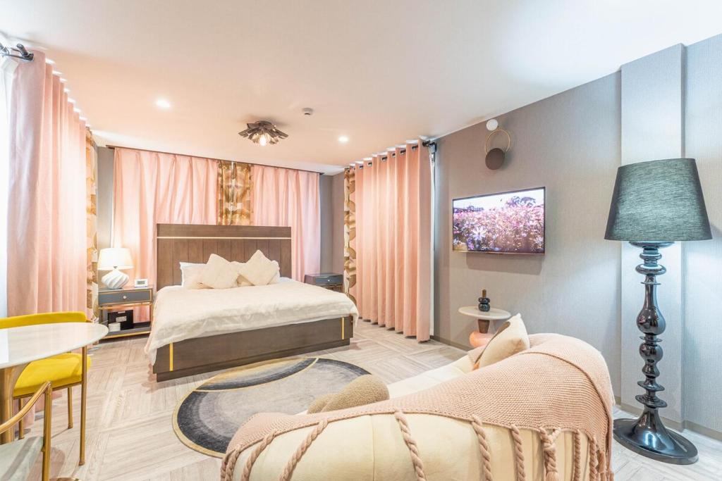 Midoribashi Stay 3F, Osaka (updated prices 2026)