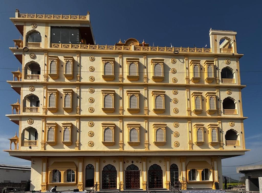 The Ocean Hotel & Restaurant, Tonk (precios actualizados en 2026)