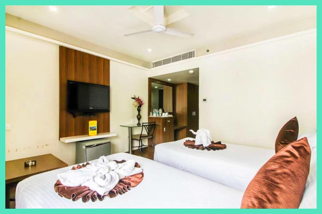 HOTEL ROYAL C-DIVYA DHAM PALACE - Near Shree Kashi Vishwanath Temple ...