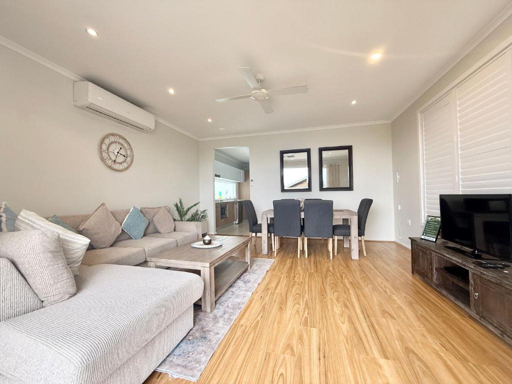 Coastal Breeze at Caves Beach Villas, Caves Beach (updated prices 2026)