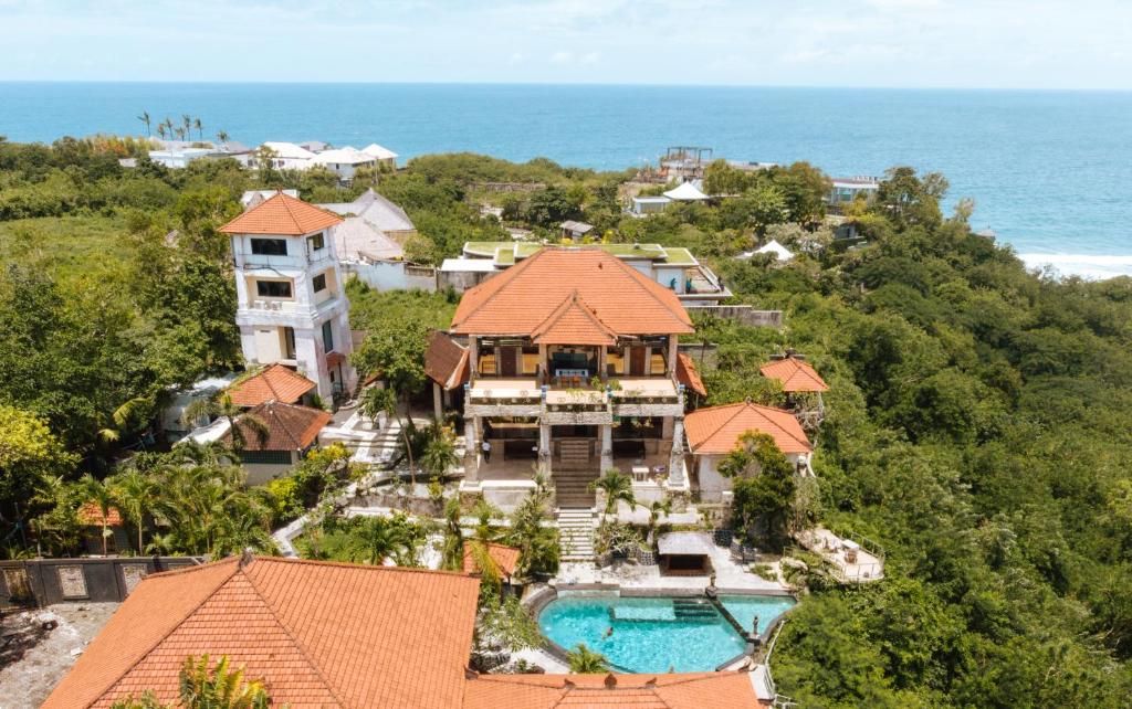 Uluwatu Mansion Hostel, Uluwatu (updated prices 2026)